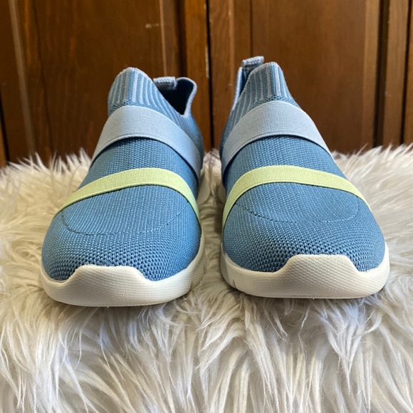 Spenco | Shoes | Spenco Karma Sneaker | Poshmark
